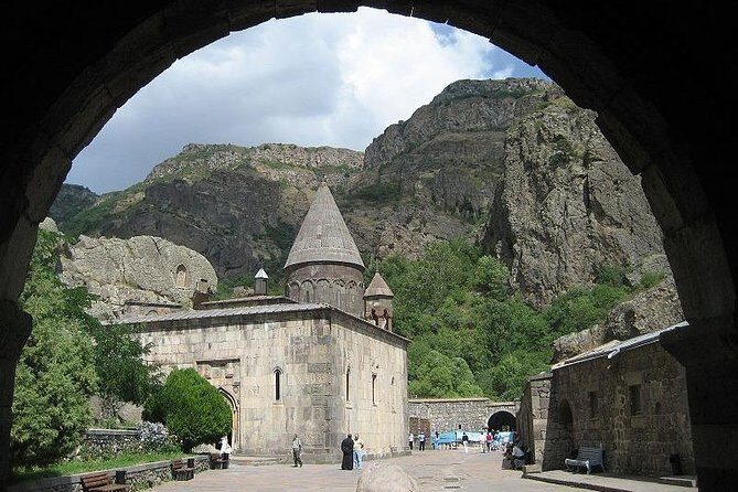 Day trip to: Garni and Geghard - FAQ