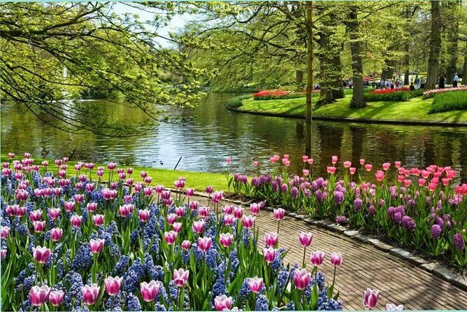 Day Trip to Keukenhof Gardens from Amsterdam with Tour Guide - Authentic Insights from Travelers