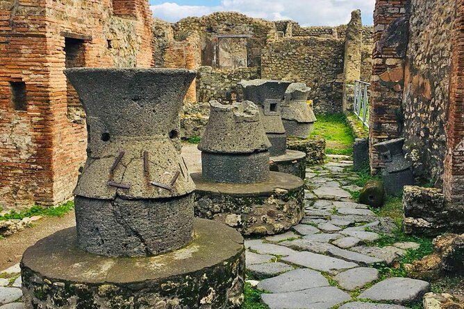 Day trip to Pompeii from Naples - FAQ