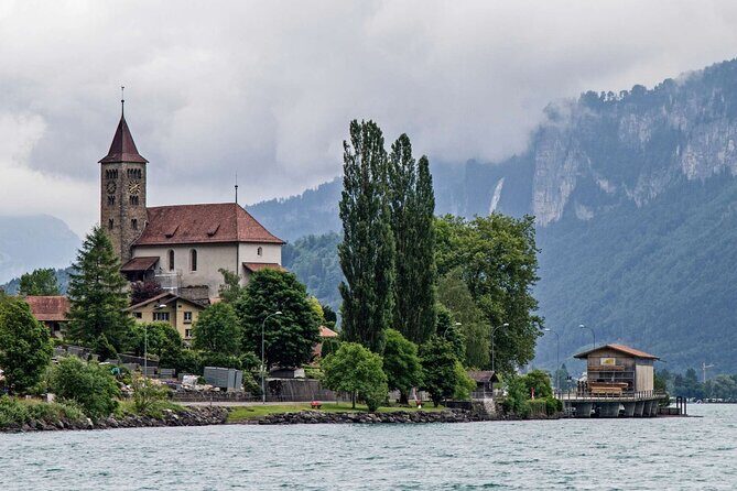 Day trip to Swiss Villages from Zurich - Small Group Tour by Car - Lake Towns of Brienz and Back to Zurich