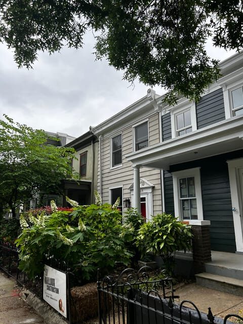 DC: Eastern Market Eats Food Tour (5 Food Stops + Dessert) - Introduction