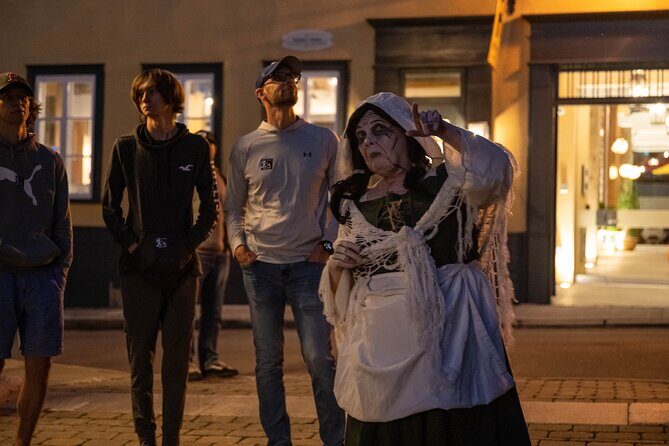 Death in New-France Animated Guided Tour in Québec - Exploring the Tour Itinerary in Detail