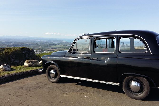 Deco City Black Cab Tours and Shuttles - The Tour Itinerary: A Closer Look