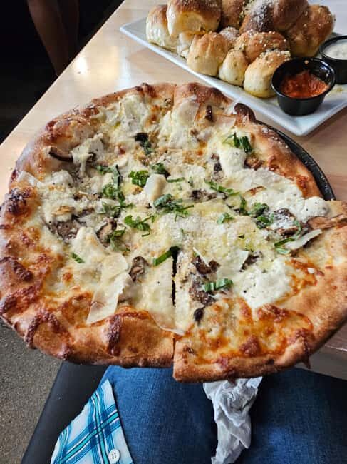 Delicious in Detroit Food Tour - Key Points