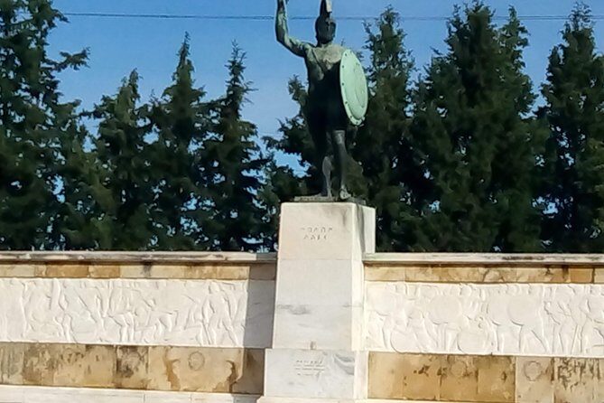 Delphi and Meteora Private Day Trip from Athens including Dinner - FAQ