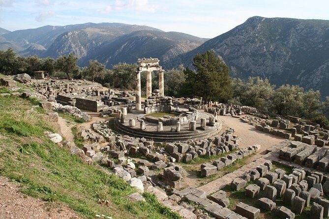 Delphi Day tour for groups from Athens - The Itinerary in Detail