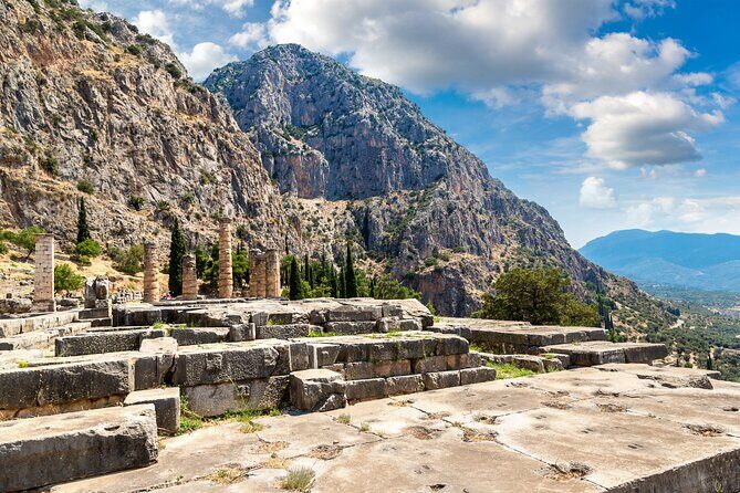 Delphi Full-Day Private Tour to the Oracle Site & Museum - Including or Upgrading the Guide