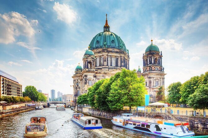 Deluxe Berlin: Hassle-Free Shore Tour from Warnemunde Cruise Port - FAQs