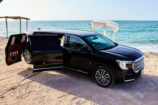Deluxe GMC Limousine from CUN Airport to Cancun Hotel Zone - Introducing the Deluxe GMC Limousine from CUN Airport to Cancun Hotel Zone