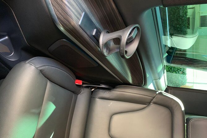 Deluxe private transfer NAPLES Train Station to SORRENTO or vv - The Value of the Experience