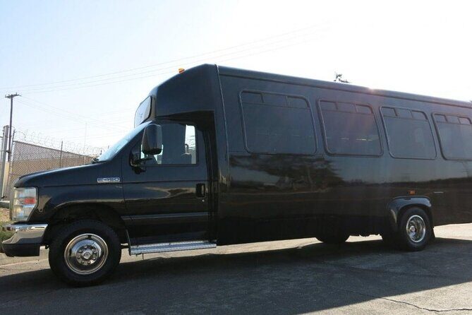 Departure by Van or Bus from Ottawa City to Ottawa Airport YOW - Why Choose This Ottawa Airport Transfer?