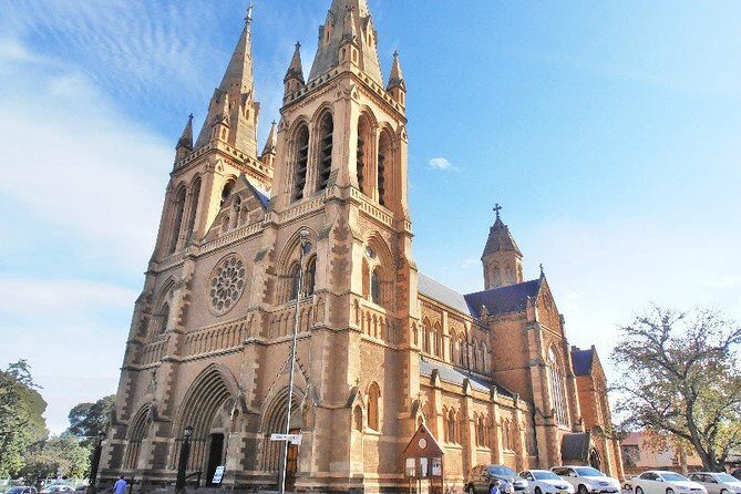 Departure Private Transfers: Adelaide to Adelaide Airport ADL in Luxury Van - FAQ