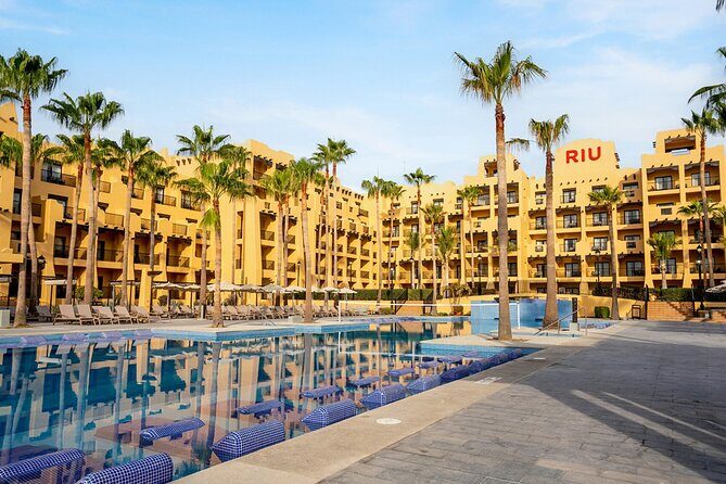 Departure shuttle to Cabo Airport - Key Points