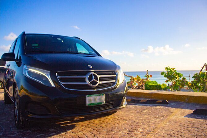Departures in Mercedes Benz from Puerto Aventuras to Cancun Airport - Key Points