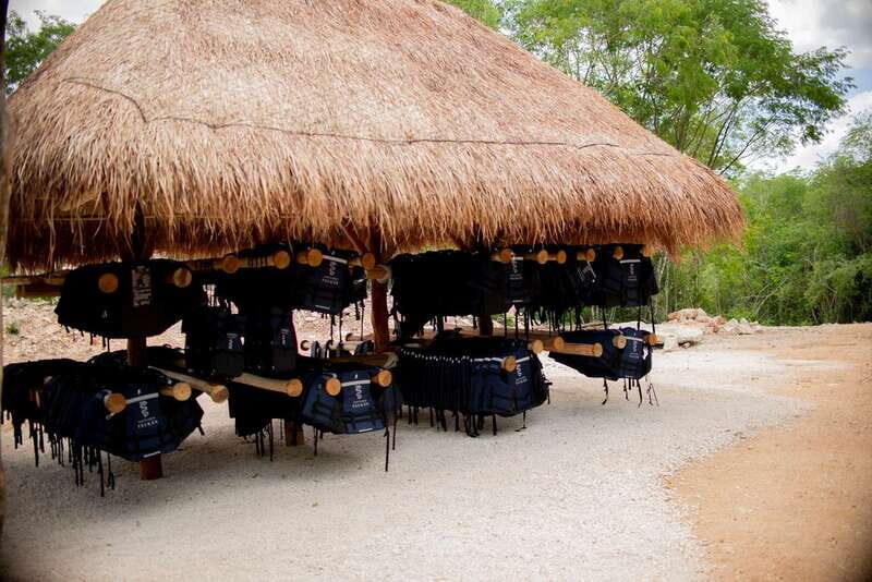 Desde Mérida: Izamal, Yokdzonot & Tsukán (Oneday) - Exploring the Itinerary: From Cenotes to Colonial Charm