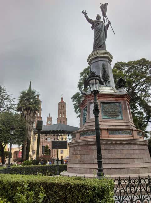 Desde Querétaro: San Miguel de Allende, Dolores y Atotonilco - Transportation and Group Dynamics