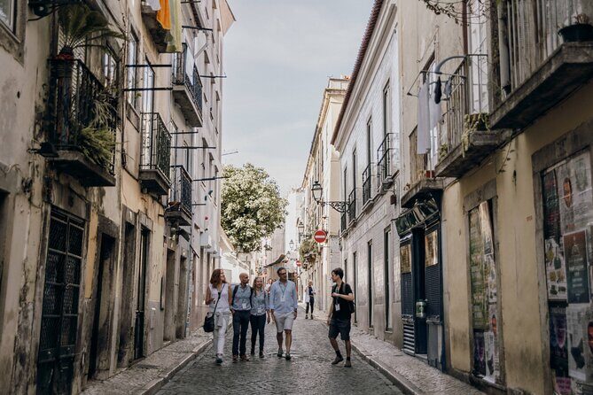Devour Lisbon Bairro Alto Evening Food & Wine Tour - What to Expect from the Tour