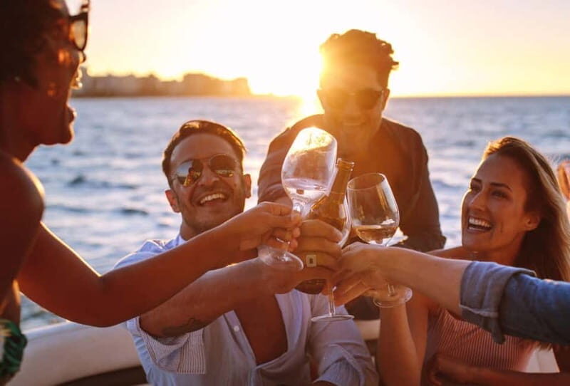 Dia: Day & Sunset Cruise with Menu by Greece's Top 100 Chef - What to Expect on Board