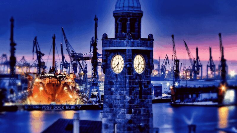 Die Kiez-Kapitän Hamburger Stadtführung & Speicherstadt Tour - The Crowning Jewel: Elbphilharmonie