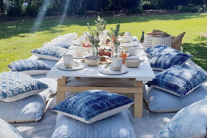 Dine Outdoors in a Stunning Location, Platter of 100% Delicious Local Produce - Who Is This Experience Best For?