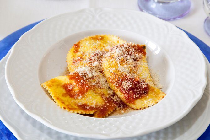 Dining Experience at a local's Home in Stresa with Show Cooking - Why This Tour Stands Out