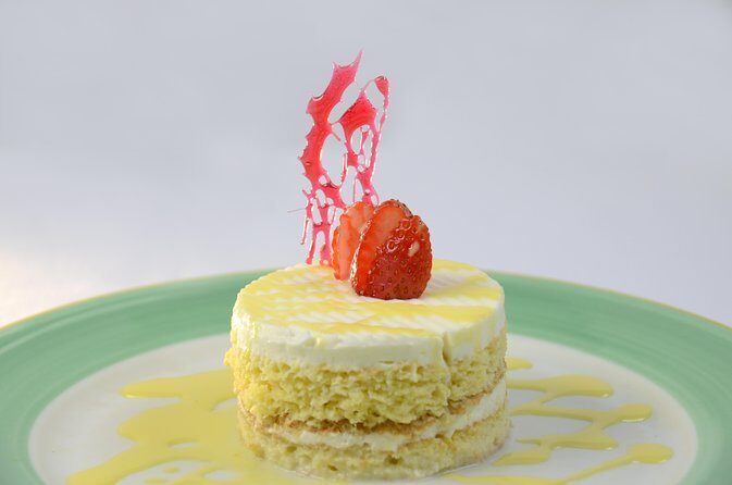 Dinner at the Revolving Bellini Restaurant in Mexico City - FAQs