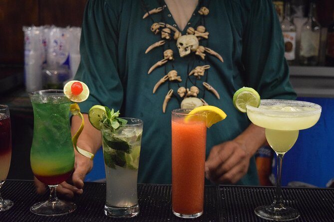 Dinner & Live Pirate Fight from Cancun - The Sum Up