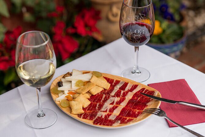 Dinner on a terrace in the Albayzin and a live flamenco show - What Makes This Flamenco Dinner Tour Special?