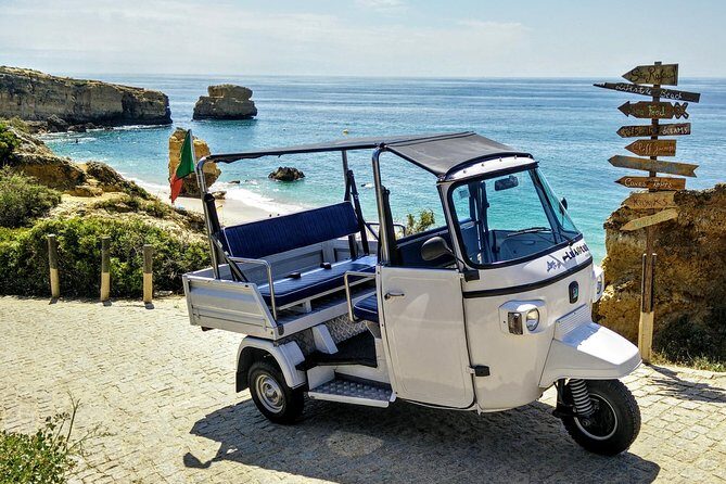 Discover Albufeira in a Tuk Tuk - Key Points