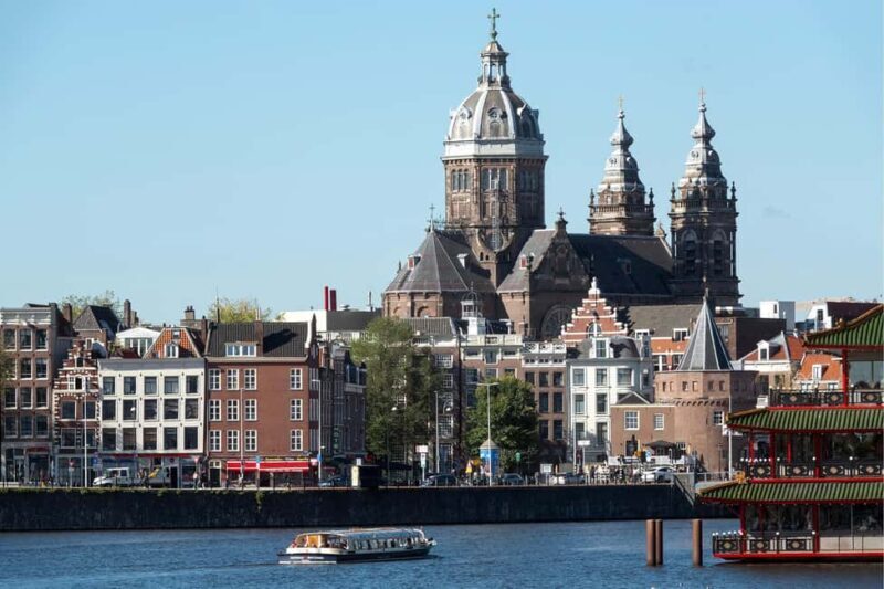 Discover Amsterdam: Luxury Canal Cruise with a Local Skipper - Why This Tour Stands Out