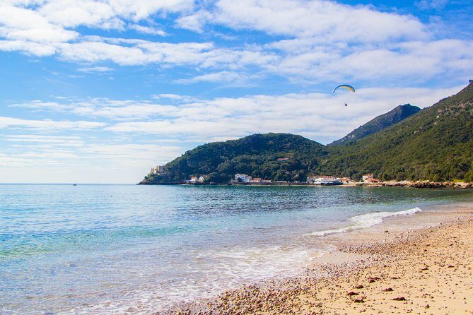 Discover Arrábida: The Secret Paradise - Key Points  