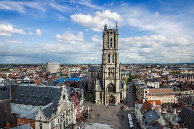 Discover authentic Ghent with historian & taste the best chocolate - Key Points