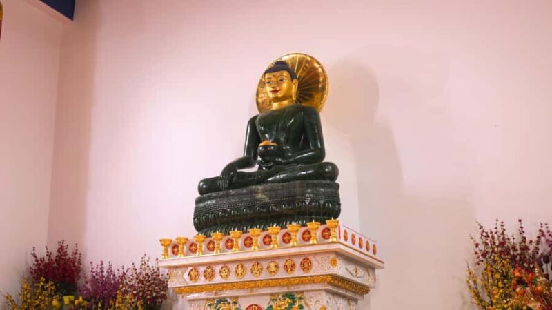 Discover Bendigo Guided Tour with Great Stupa and Cathedral - FAQs