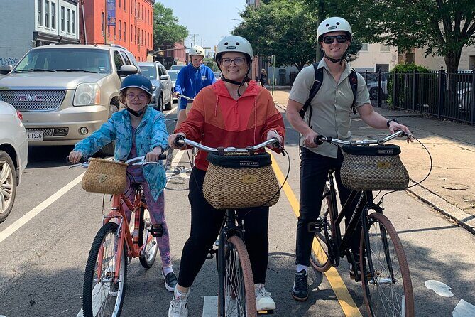 Discover Downtown and Riverfront Bike Tour - FAQs