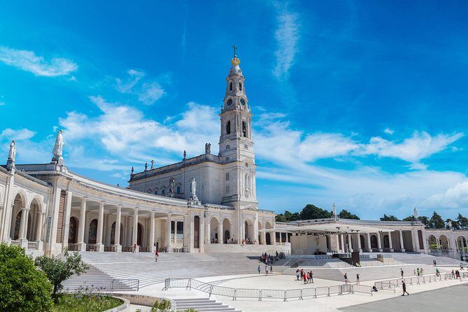 Discover Fátima: Private Pilgrimage Tour from Lisbon - Key Points