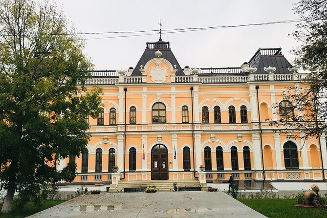 Discover Gagauzia and Manuc Bei Mansion - FAQs