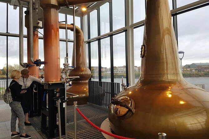 Discover Glasgow. Full day private tour in people carrier. - FAQ