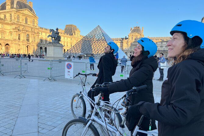 Discover Iconic Paris: Private Bike Tour of the City Center - Key Points