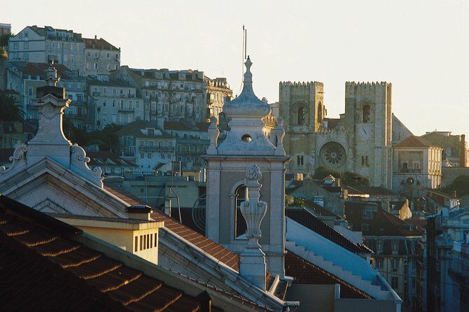 Discover Lisbon's Alfama: Secrets of the Old Town - Practical Tips for Your Visit