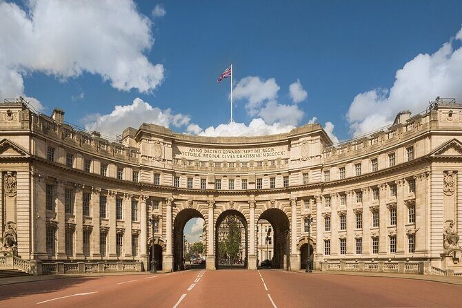 Discover London in Style with Your Private Blue Badge Tour Guide - An In-Depth Look at the Tour Itinerary