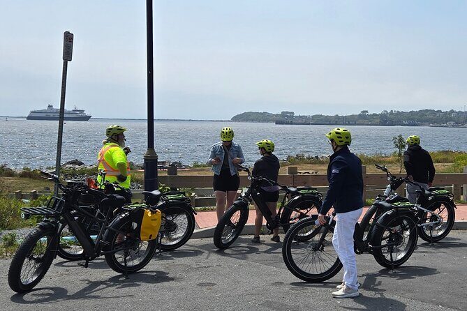 Discover Saint John by Ebike - Guide and Group Dynamics