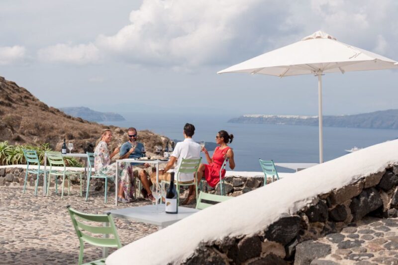 Discover Santorini: Prehistoric Akrotiri & Winery Tour - Exploring the Highlights of the Tour