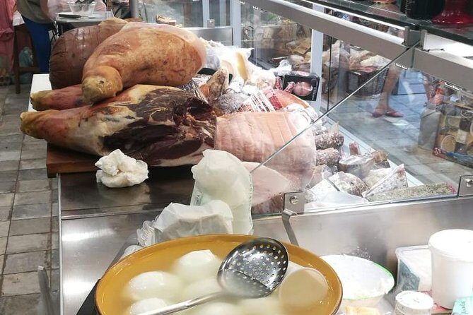 DISCOVER SORRENTO, food &Walking tour . Lemons-cheese&olive oil - The Sum Up