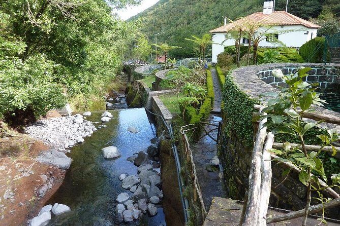 Discover The East - Madeira Island - Stop 5: Santana Village