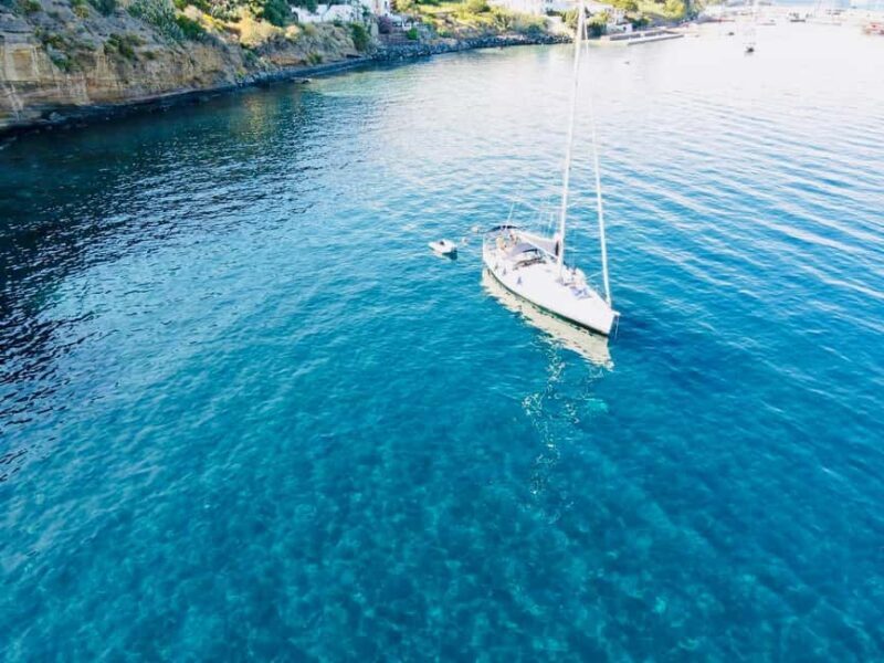 Discover the magic of sailing: a boat tour in Catania - An In-Depth Look at the Catania Sailing Tour