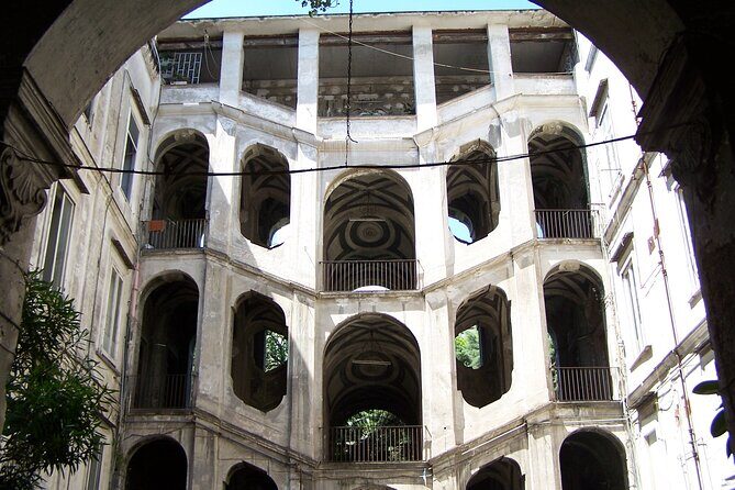 Discover the Rione Sanità with Insolitaguida - Practical Details to Keep in Mind