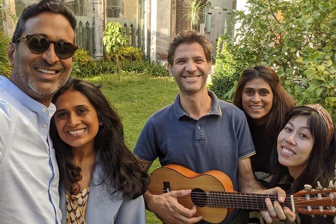 Discover the secrets of Genoa with a storyteller! - FAQs