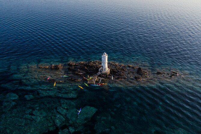 Discover the secrets of the island of Sant'Antioco by kayak - Discover the secrets of the island of SantAntioco by kayak
