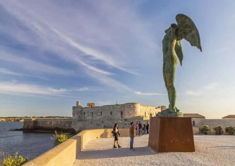 Discover the wonders of Ortigia: a Tuk-Tuk tour through history and the sea. - The Itinerary: What You Can Expect