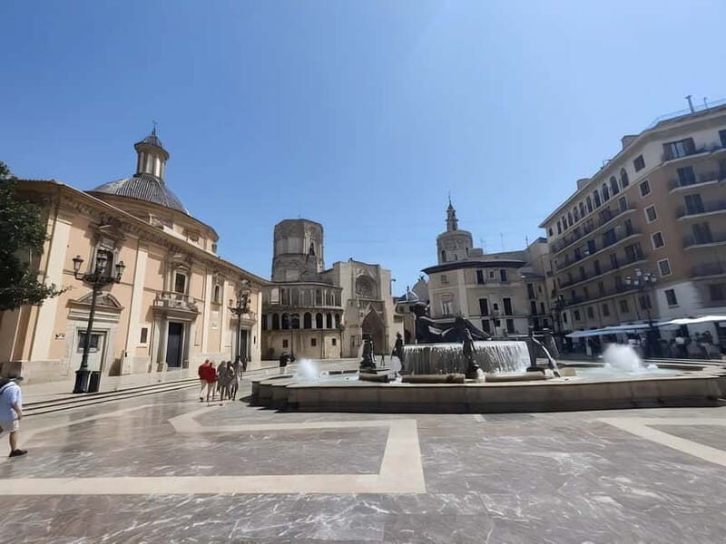 Discover Valencia yourself with a Playful walking tour! - What’s Included and What’s Not